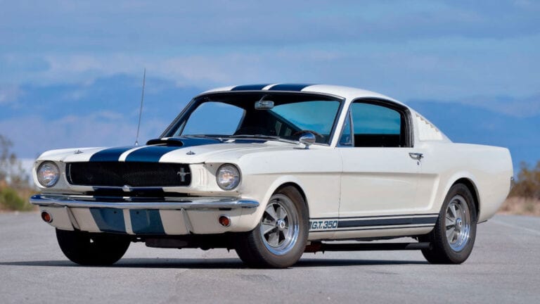 Top 9 Fastest Muscle Cars of 1965 Revealed