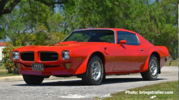 Pontiac Firebird: Evolution of the Firebird & Trans Am (1967-2002)
